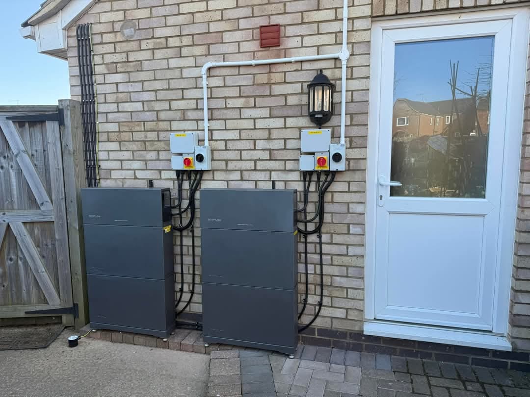 Solar & Battery Installation Experts UK | Pure Volts